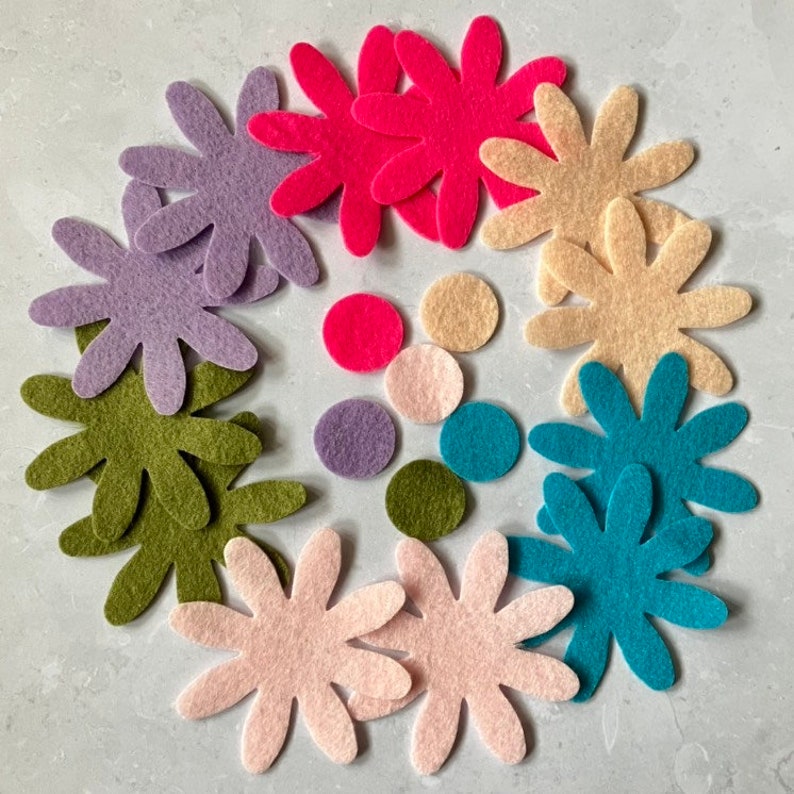 Multicoloured Felt Daisy Flowers LARGE Felt Die Cut Daisies - Etsy