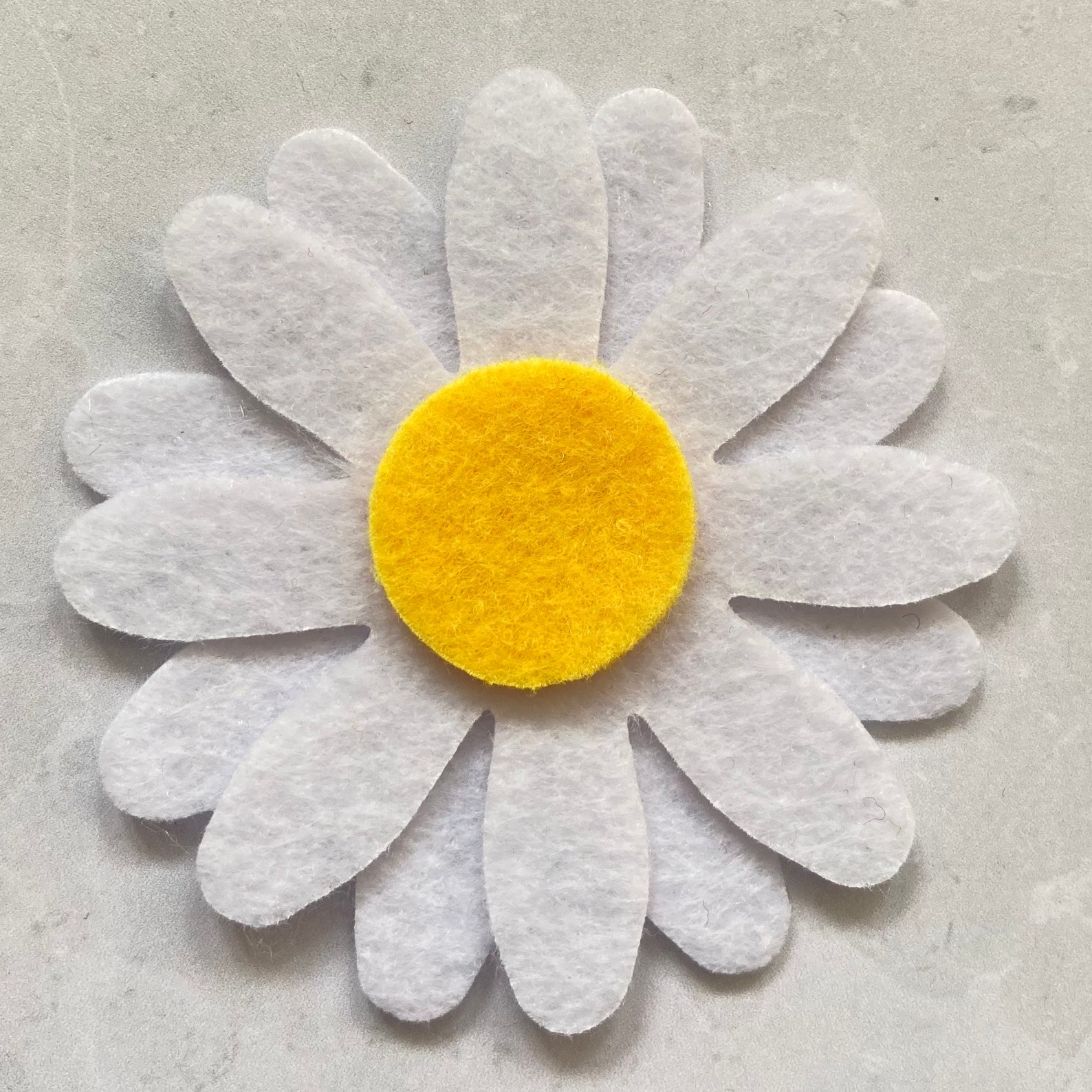 White Felt Daisies LARGE Die Cut Felt Daisy Flowers | Etsy UK