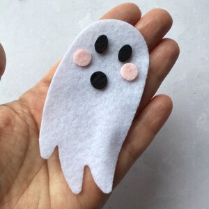 Felt Ghosts With Happy Faces, Large Felt Die Cut Ghost Bunting Kit - Etsy