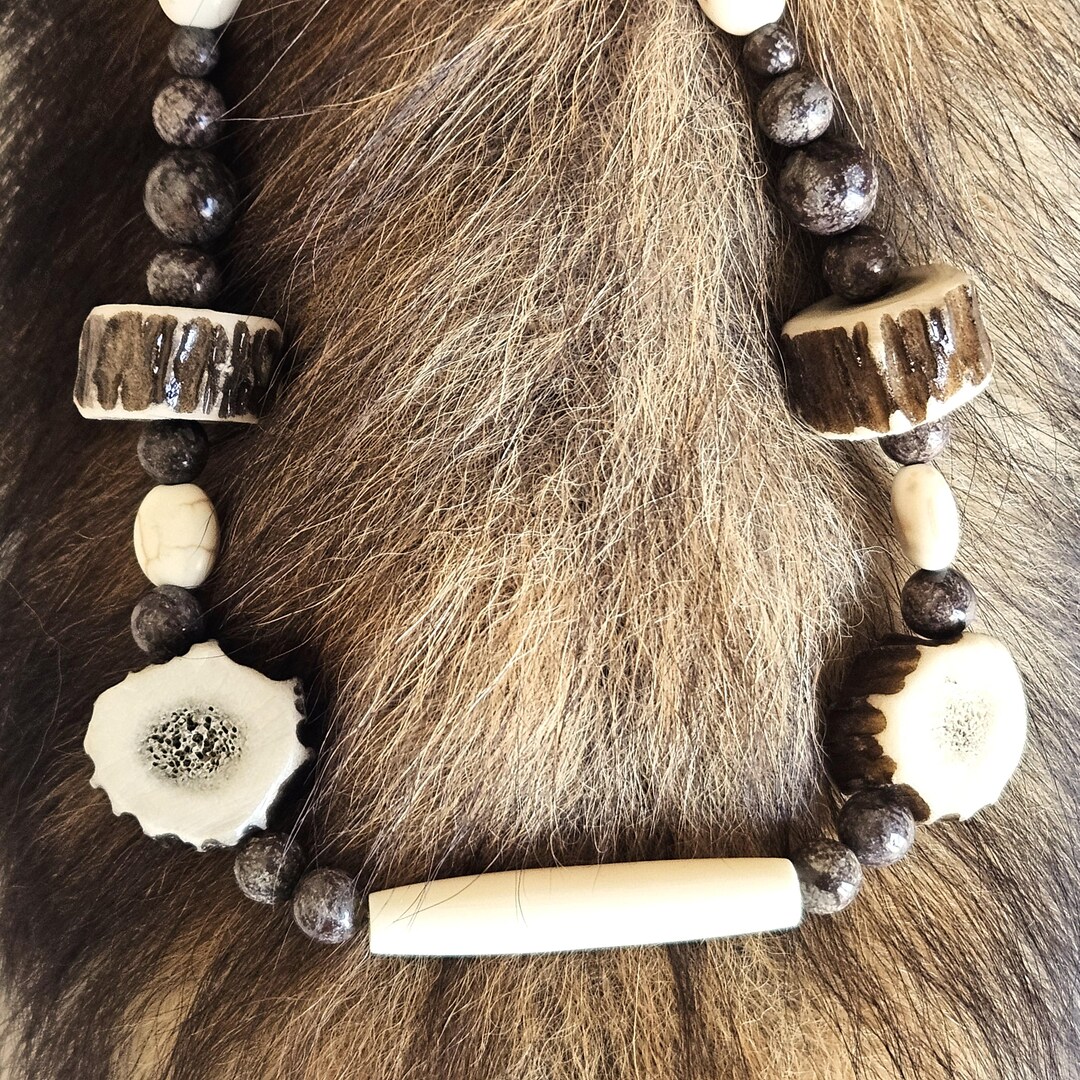 Ojibwe Deer Antler Beaded Necklace, Bronzite and Bone Beads, Native ...