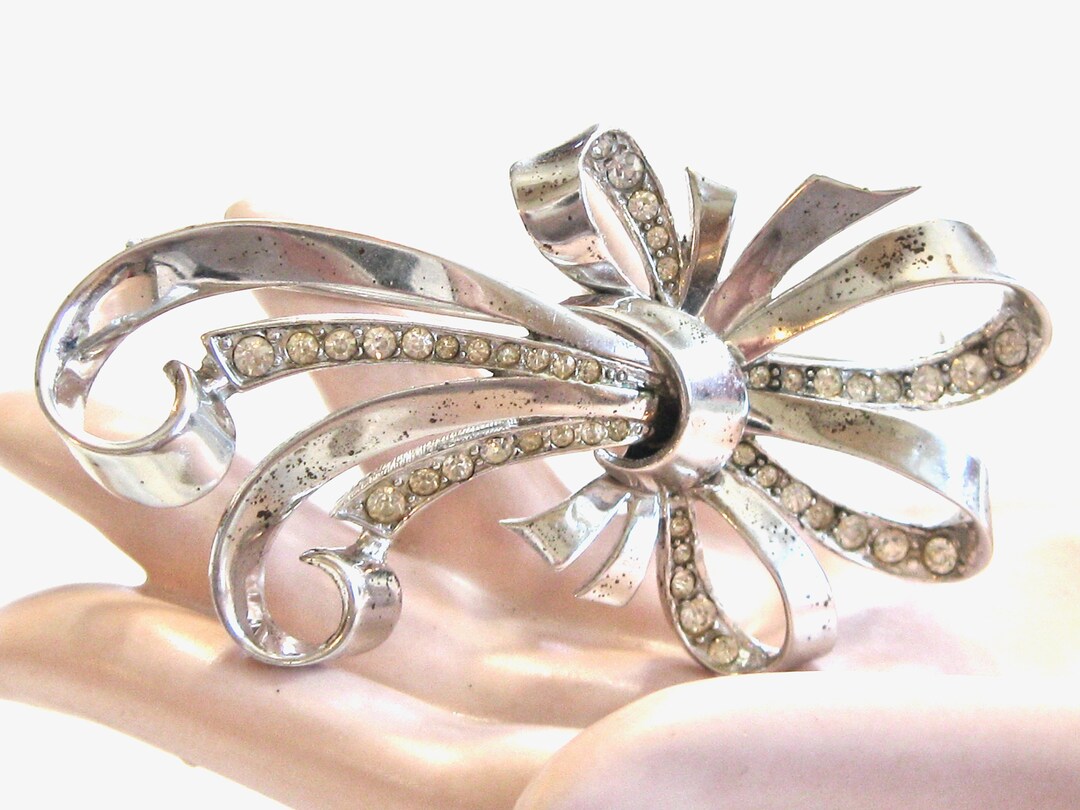 Elegant Retro 1940's Sterling Silver Bow Brooch Pin by Boucher ...