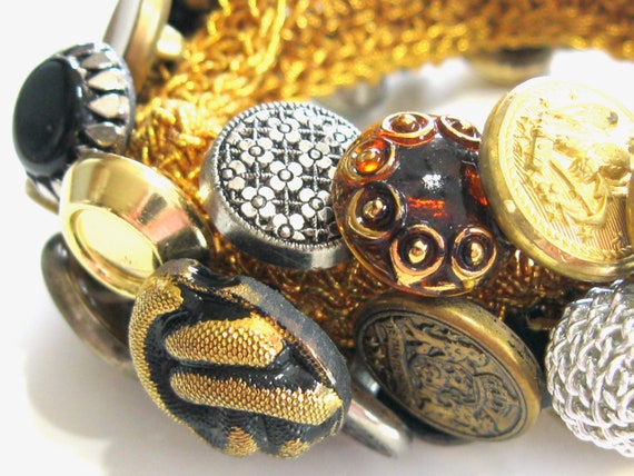 Vintage Crocheted 1960's Stretch Button Bracelet - Re… - Gem