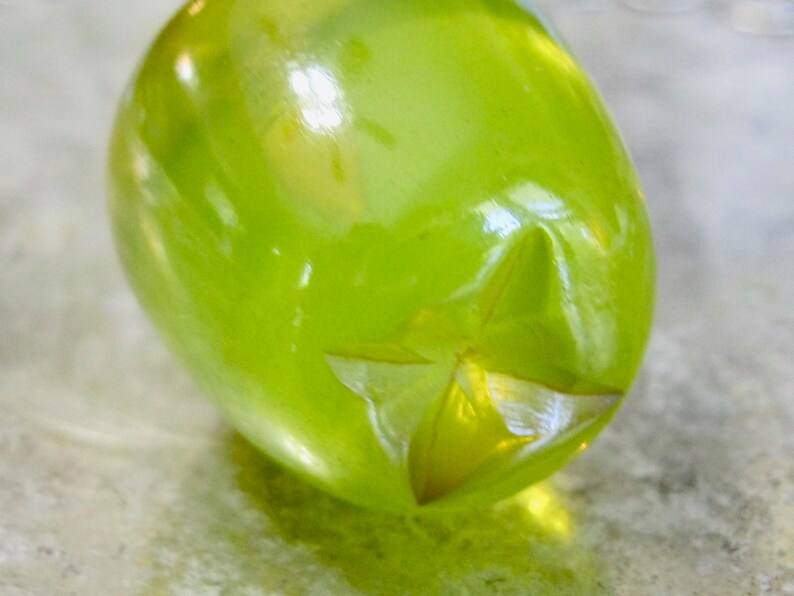 Fabulous Vintage Figural Transparent Carved Bakelite Green - Etsy