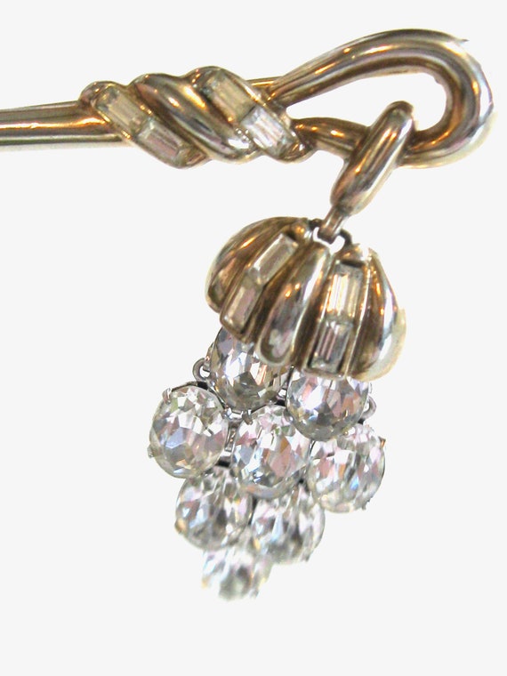 Trifari Grape Cluster Waterfall Cascade Brooch, Lasso… - Gem