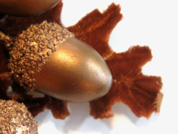 Oversized Fall Passementerie Brooch - Oak Tree Leaf -… - Gem