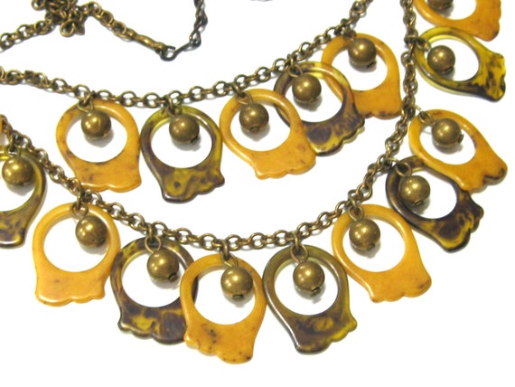 Vintage Bakelite Festoon Bid Necklace with Two Colors… - Gem