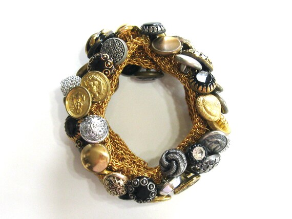 Vintage Crocheted 1960's Stretch Button Bracelet - Re… - Gem