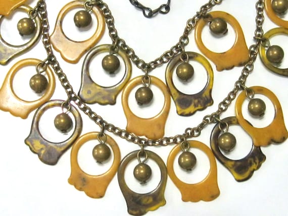Vintage Bakelite Festoon Bid Necklace with Two Colors… - Gem