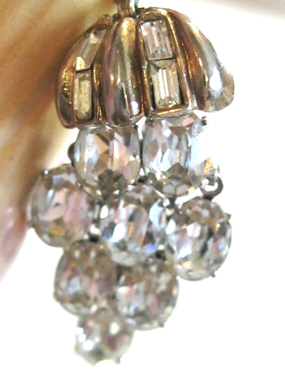 Trifari Grape Cluster Waterfall Cascade Brooch, Lasso… - Gem