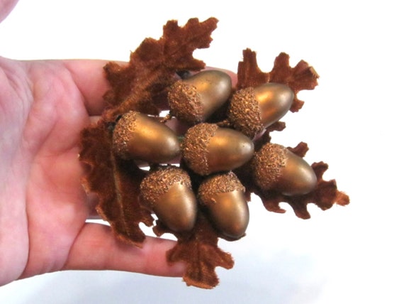 Oversized Fall Passementerie Brooch - Oak Tree Leaf -… - Gem