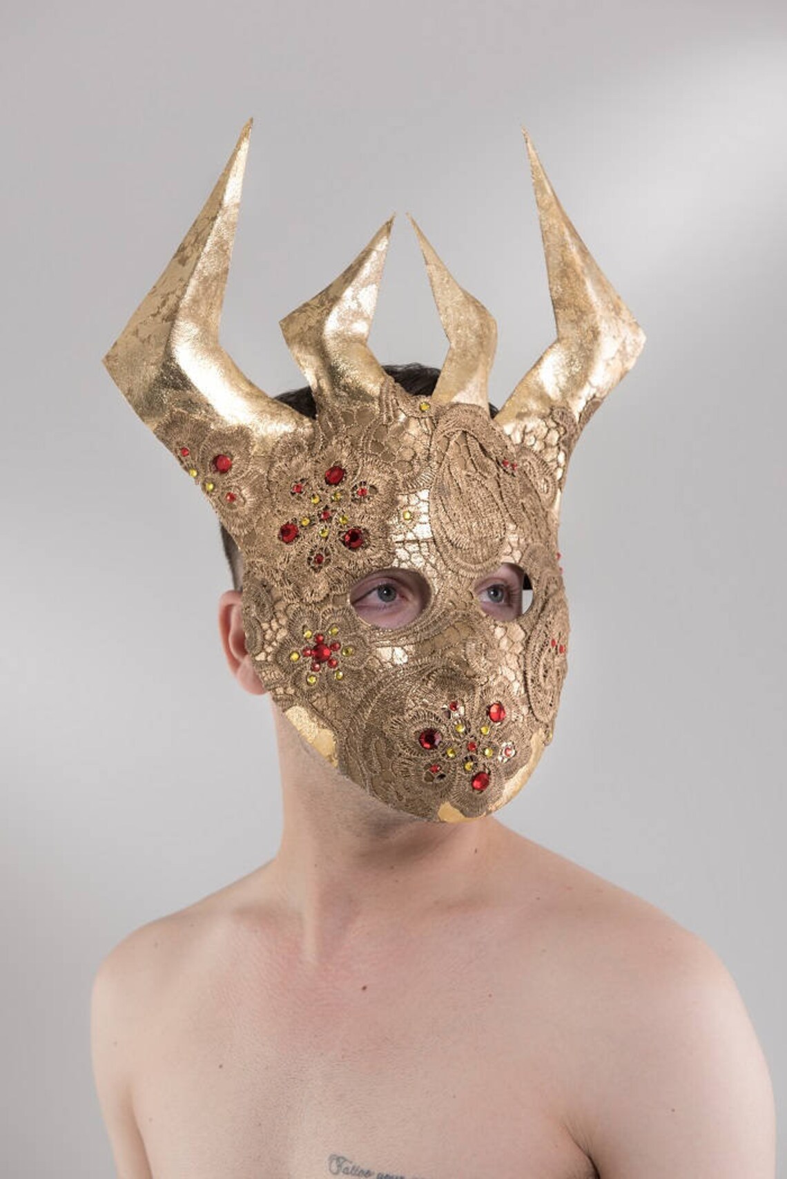 TORO Gold Lace Bull Mask - Etsy