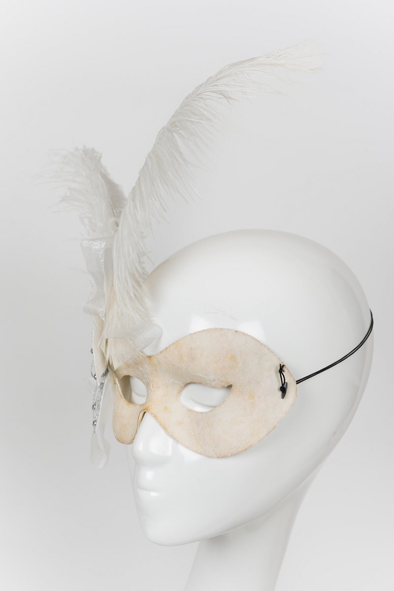 Elegance - Ivory Lace, Feather and Butterfly Masquerade Mask - Etsy