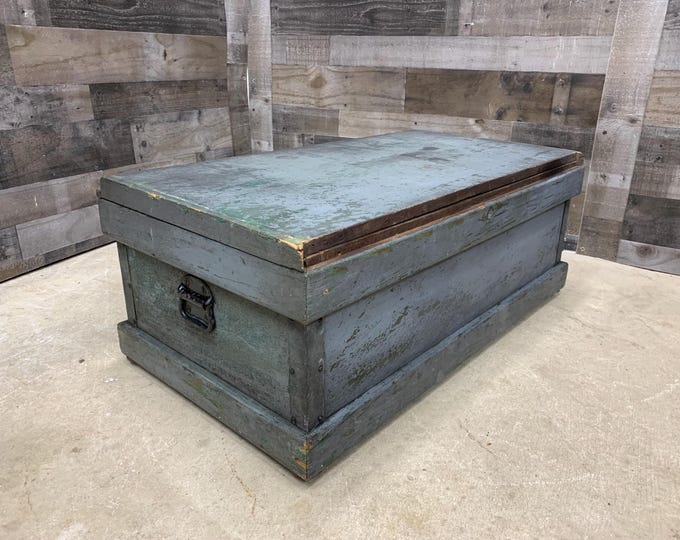 Large Antique Wood Storage Chest, Primitive Gray Coffee Table Trunk - Etsy