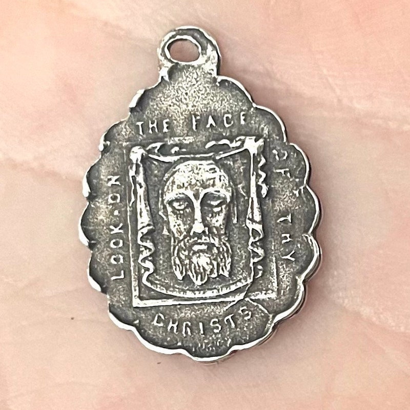 Holy Face Medal - Etsy