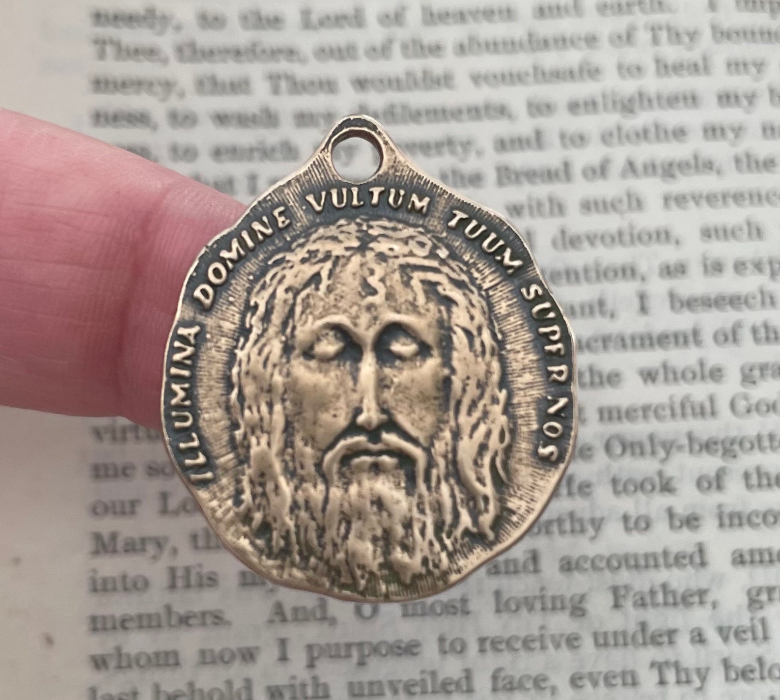 Face of Christ - Holy Face of Jesus Medal - Bronze - Shroud of Turin ...