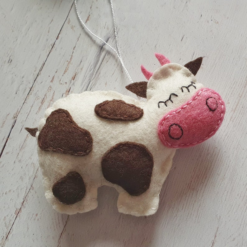Felt Cow Ornament Farmhouse Animals Dairy Cow Decor - Etsy Canada
