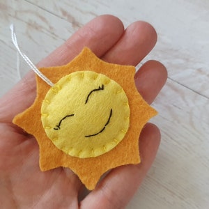Mini Sun Ornament, Wool Felt Sun Home Decoration - Etsy