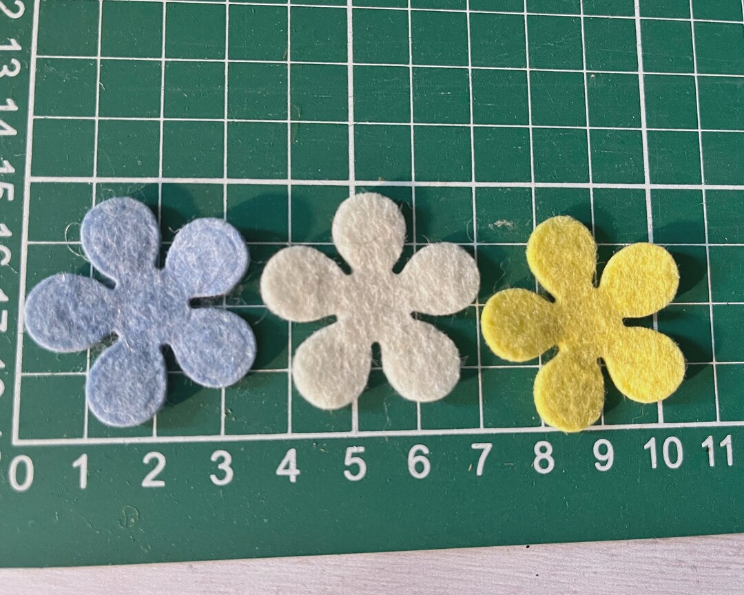 Felt Flower Packs Small Mixed Coloured Flowers Die Cut Craft - Etsy