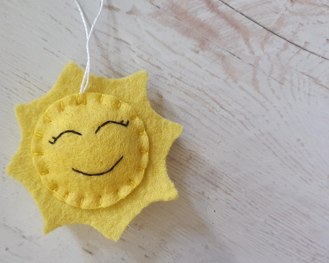 Mini Sun Ornament, Wool Felt Sun Home Decoration - Etsy