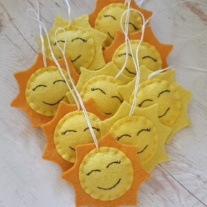 Mini Sun Ornament, Wool Felt Sun Home Decoration - Etsy