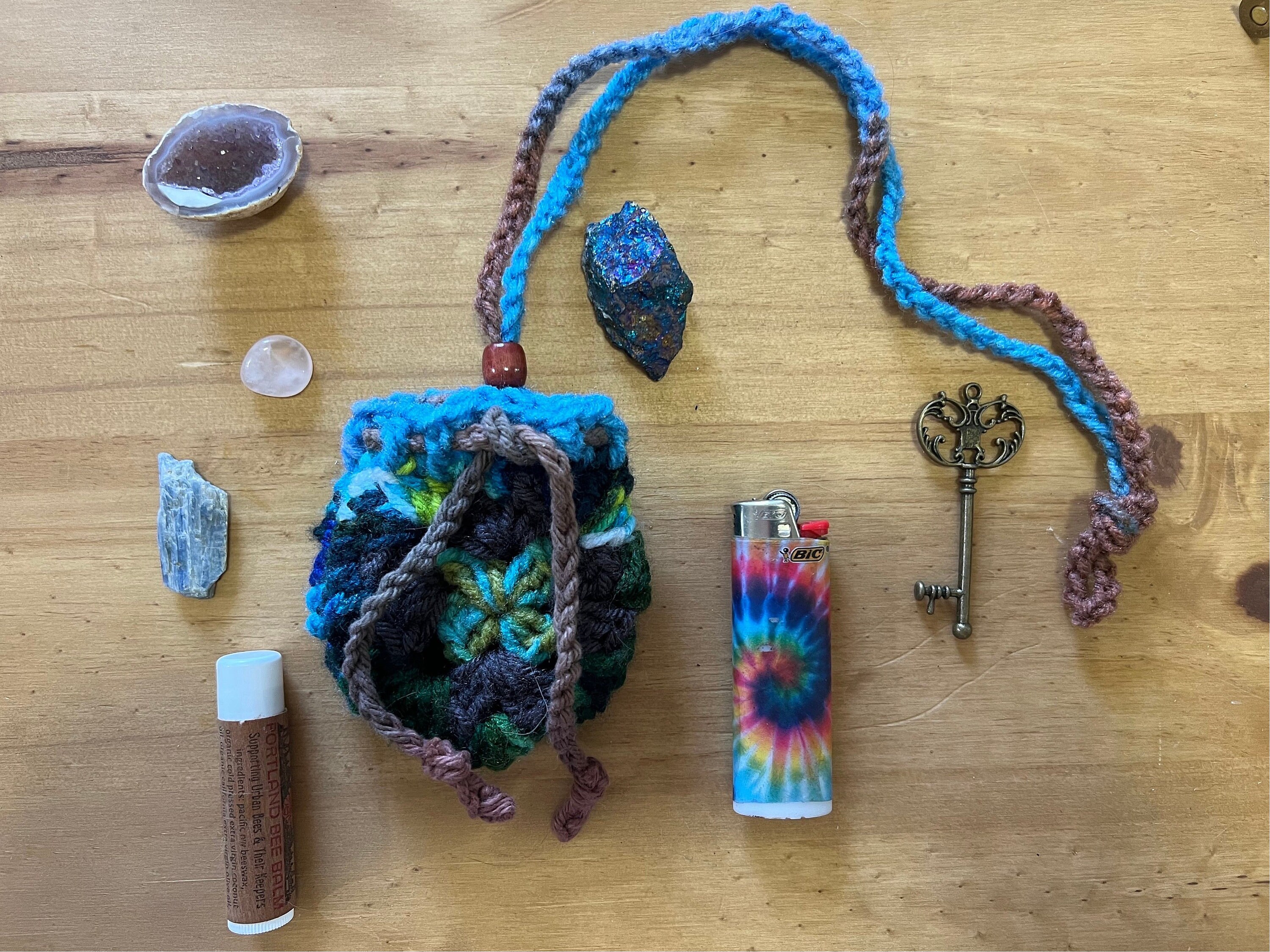 Crochet Granny Square Treasure Amulet Bag, Drawstring Pouch, Gemstone ...
