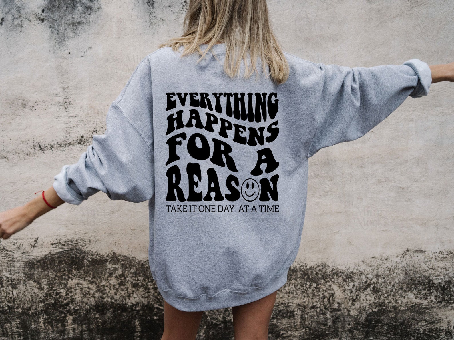 Everything Happen for A Reason Aesthetic Pullover Hoodie, Smiley Face ...