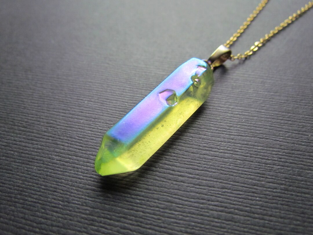 Green Quartz Pendant - Angel Aura Necklace - Green Quartz Point ...
