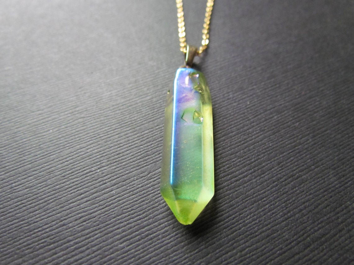 Green Quartz Pendant - Angel Aura Necklace - Green Quartz Point ...