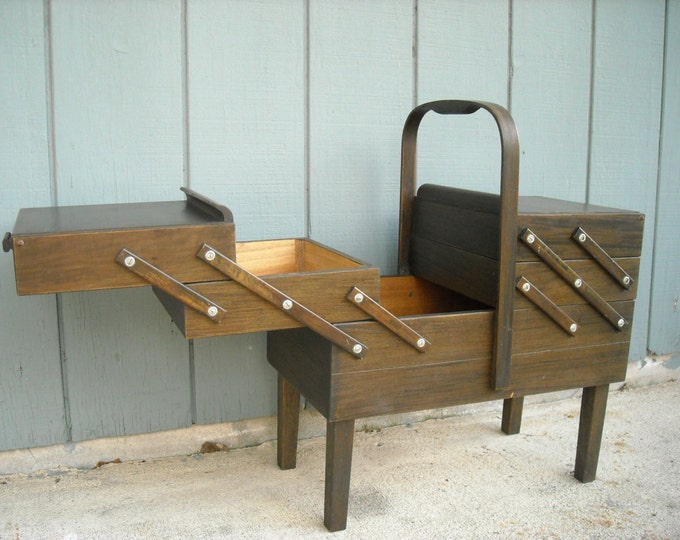 Singer Wood Accordion Style Sewing Box on Legs Folding Storage Basket ...