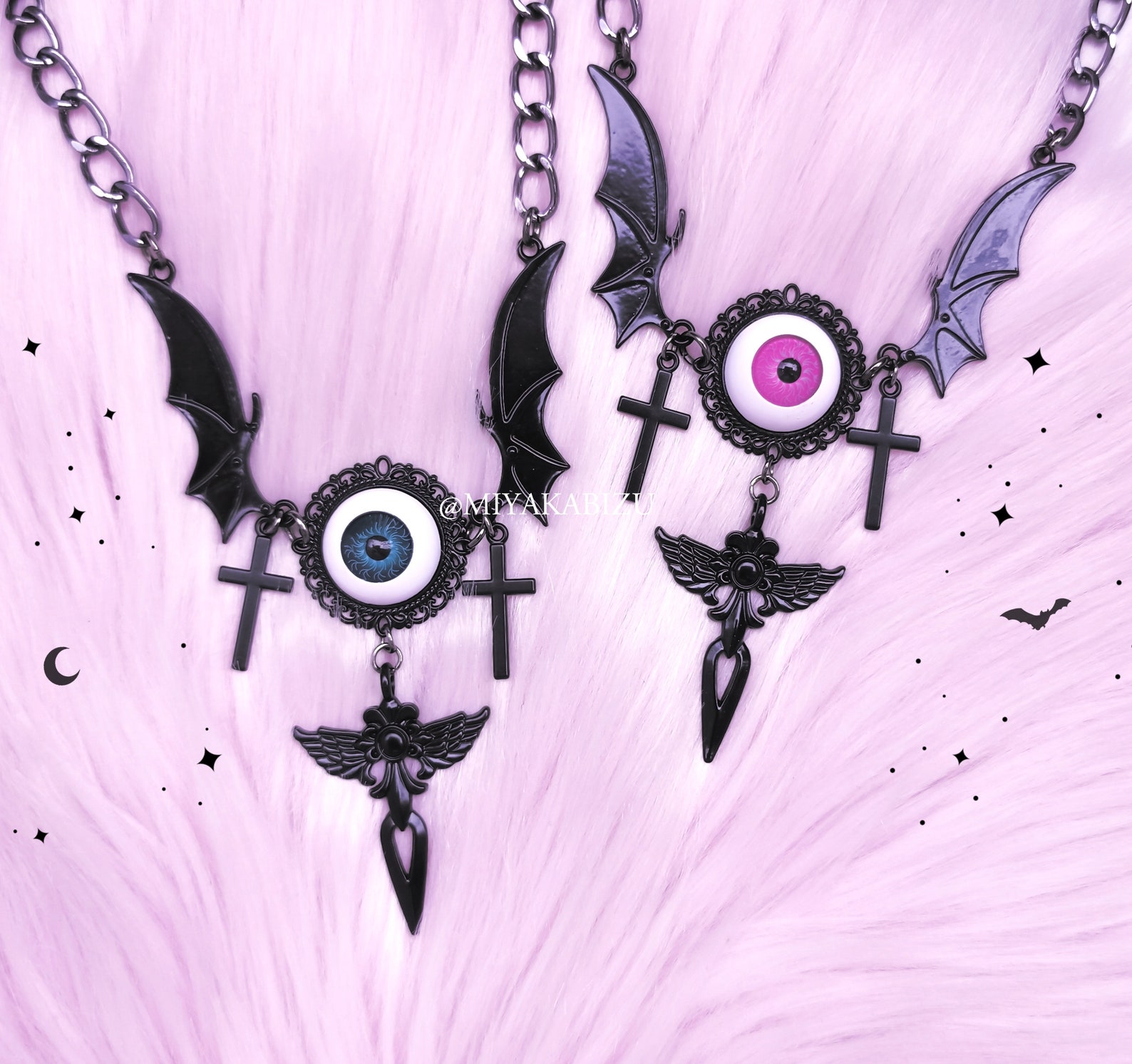 EYES Pastel Goth Halloween Necklace With Bat Wings Cross O-ring ...