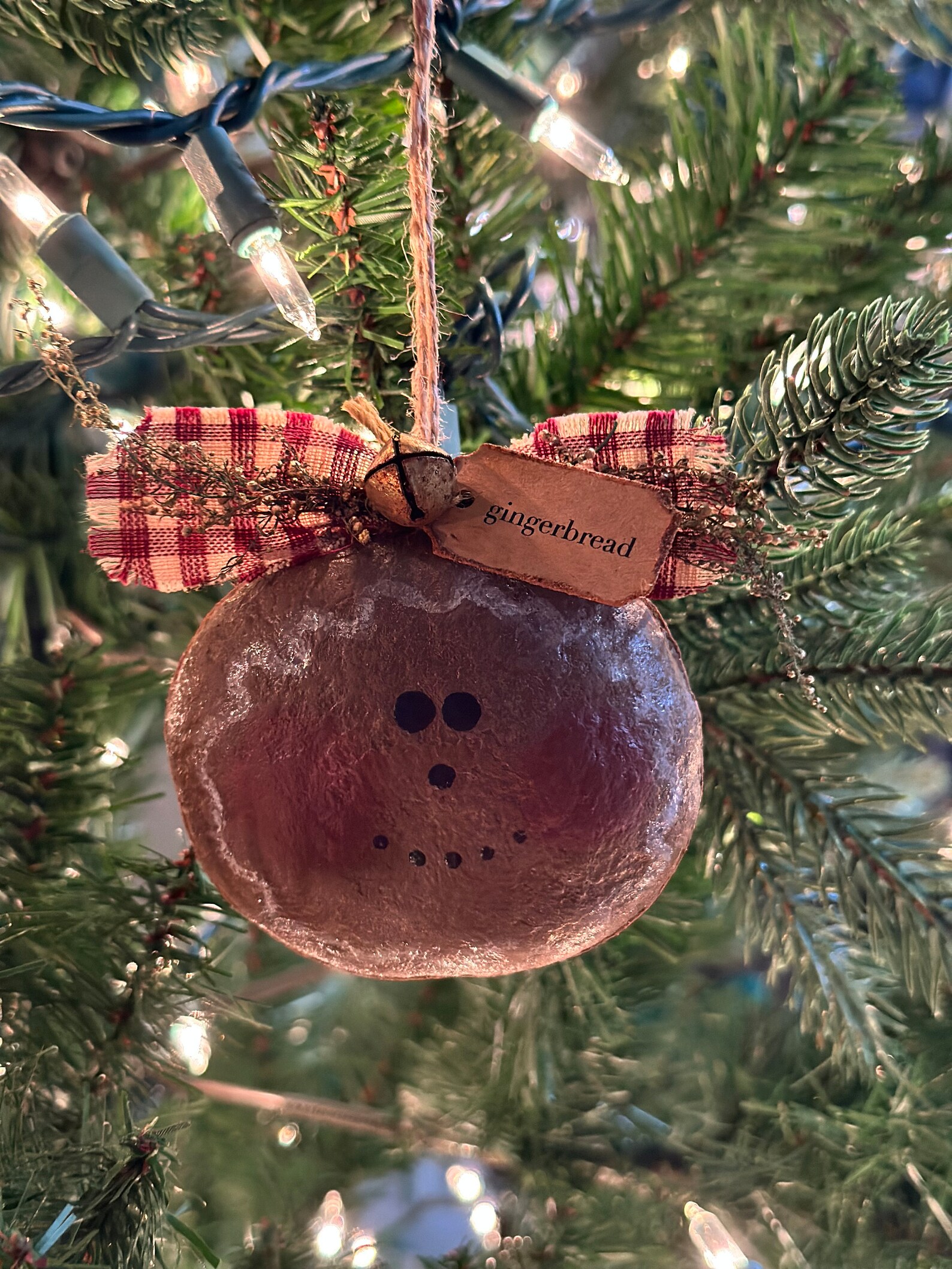 Grubby Primitive Gingerbread Girl Face Ornament With Burgundy and Cream ...