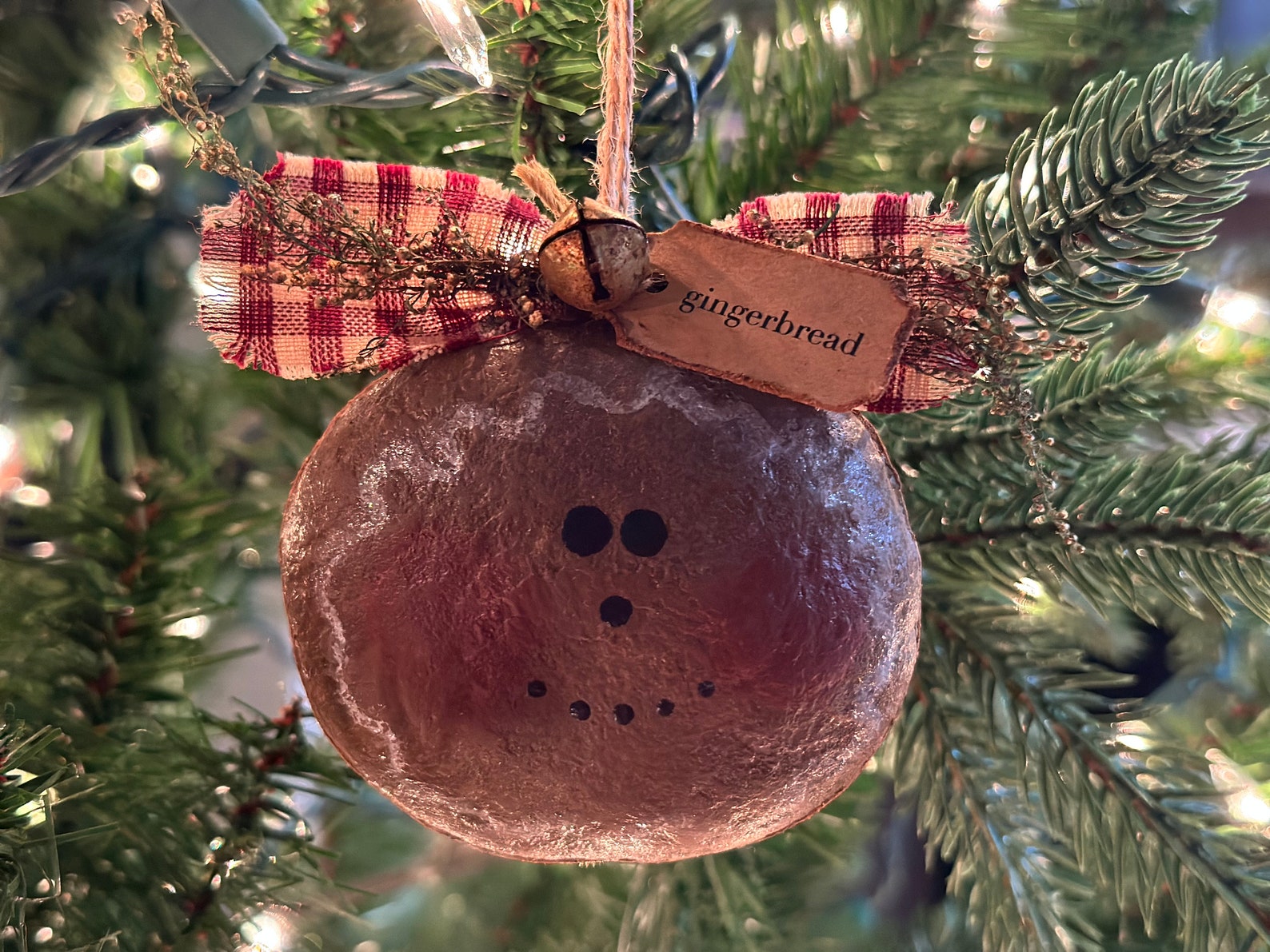 Grubby Primitive Gingerbread Girl Face Ornament With Burgundy and Cream ...