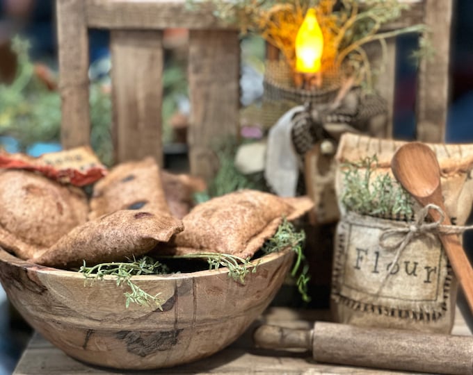 Primitive Faux Hand Pies and Optional Flour Sack Bowl Fillers / Tiered ...