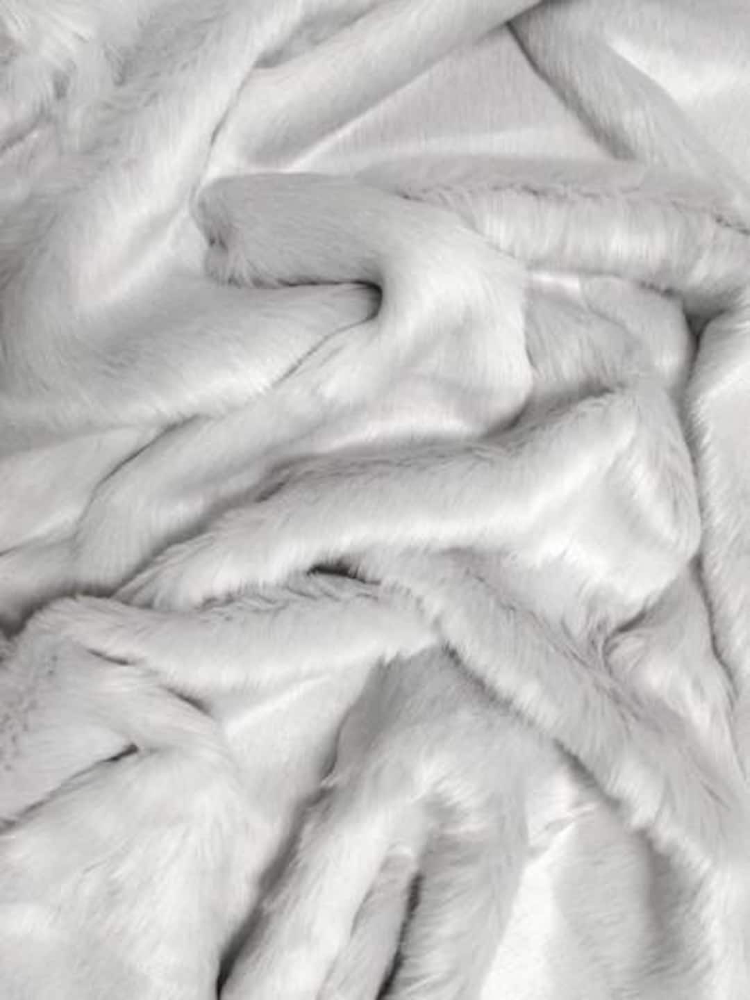 Short Shag Faux Fur Fabric - PLATINUM - Sold by the Yard 64" Width ...