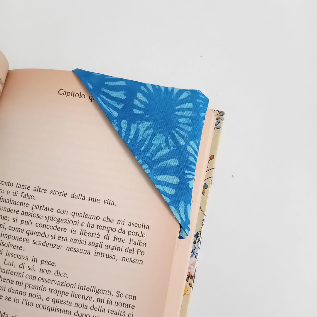 Square Book Marker, Handcrafted Bookmark, Gift for Bookworms - Etsy