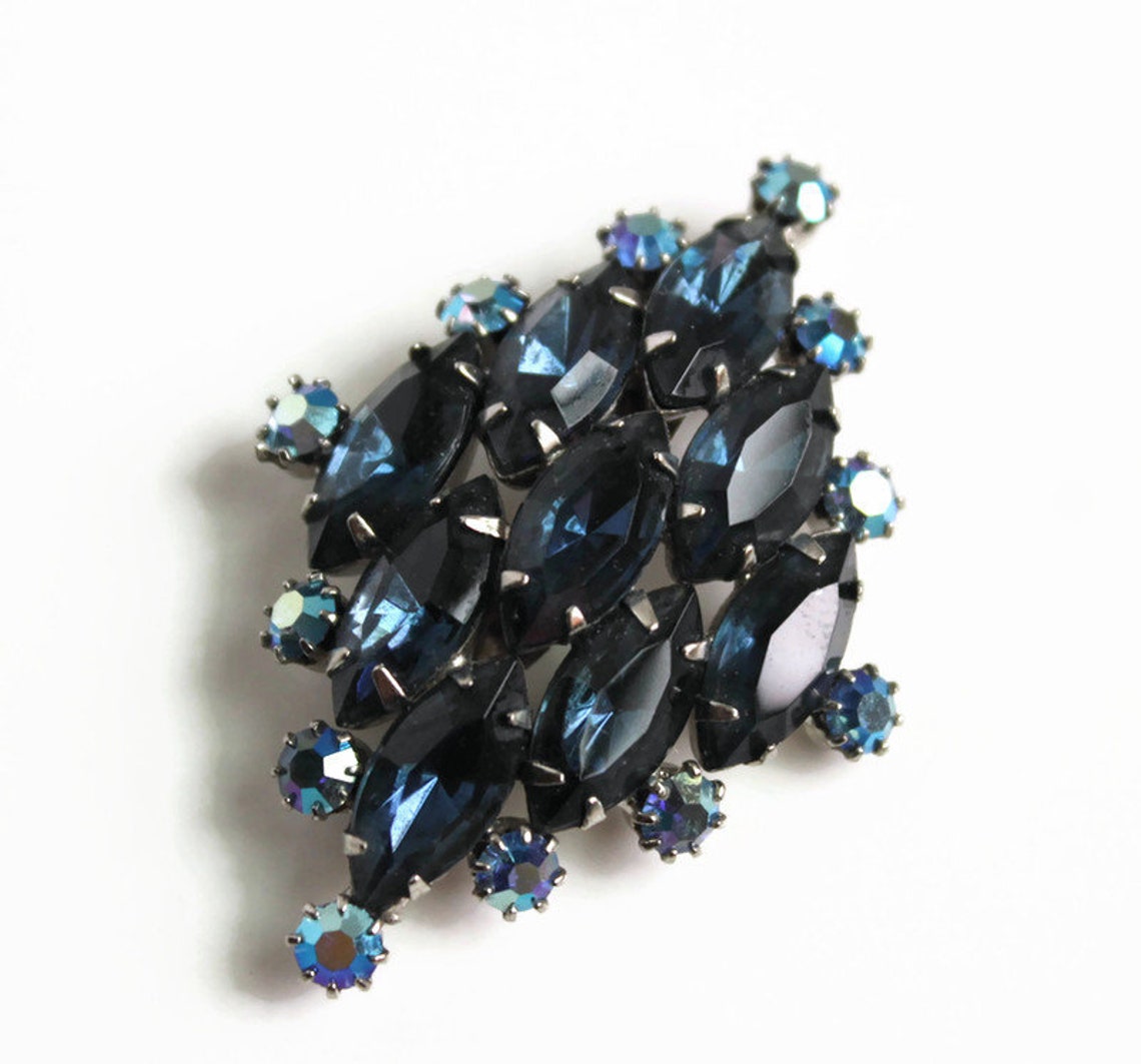 Vintage Blue Glass Stone Brooch With Blue Aurora Borealis - Etsy