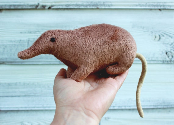 Aardvark (?) Plush, no idea where this is from but I need one : r ...