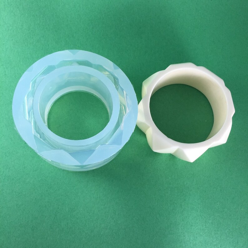 Clear Silicone Mold for Raised Pyramid Patterns Bangle - Etsy