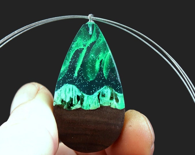 Aurora Borealis Necklace, Glow in Dark Necklace, Northern Lights ...