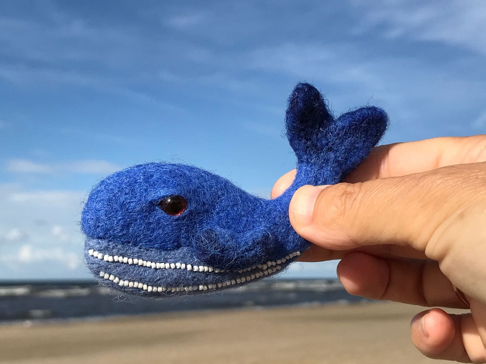 Needle Felted Whale Broochblue Whale. - Etsy