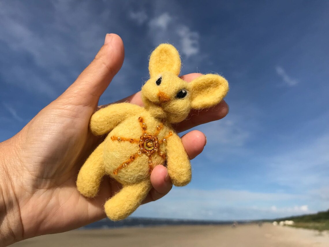 Needle Felted Bunny Brooch Yellow Bunny Sunny Bunny - Etsy