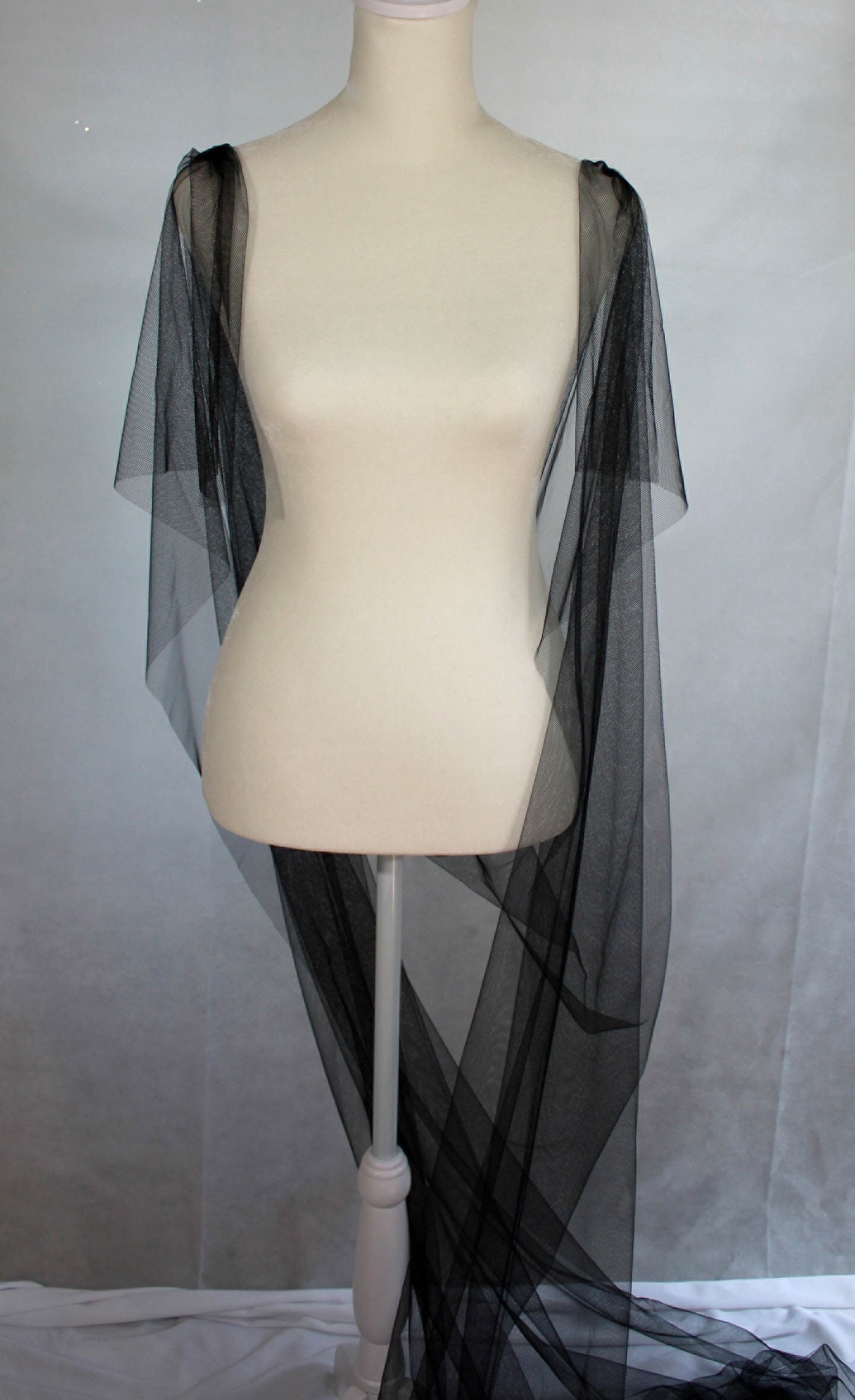 Soft English Tulle Wedding Cape Veil / Gothic Tulle Shoulder Veil With ...
