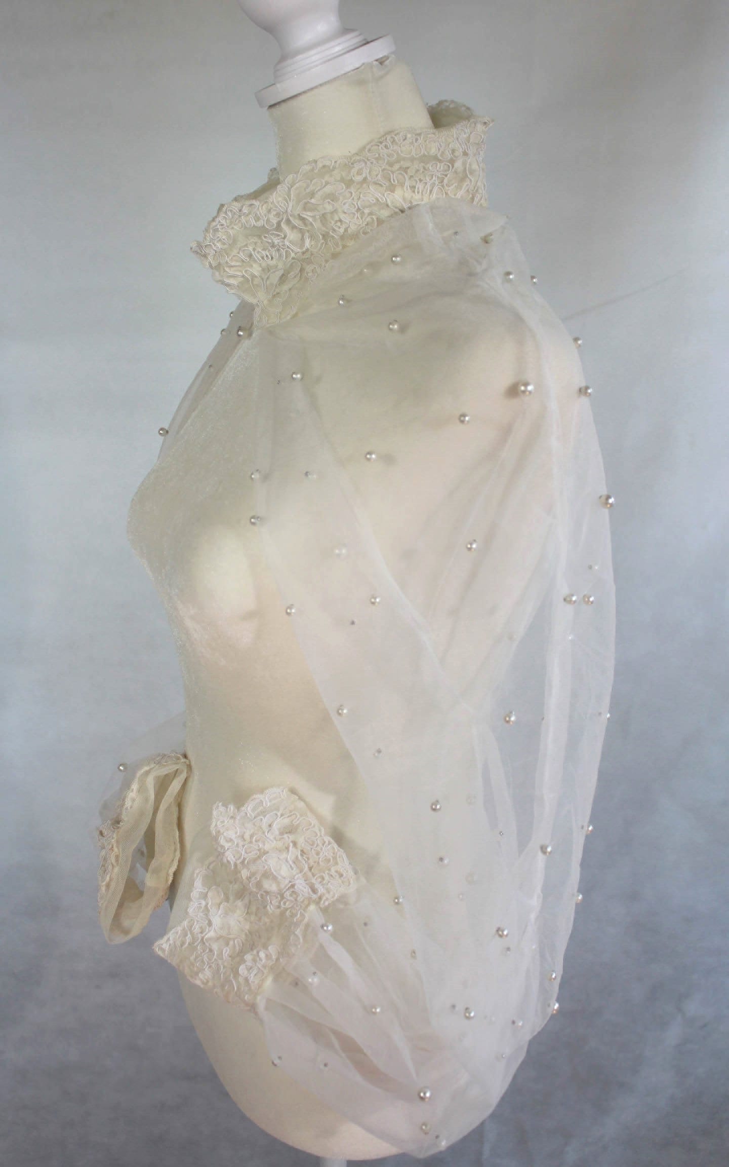 Pearl Tulle Jacket With Lace / Bridal Cover-up With Balloon Sleeves ...