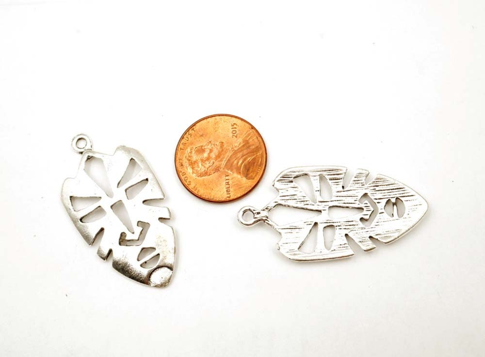 2 Antique Silver Tribal Mask Pendant/charms - 23-33-17 - Etsy