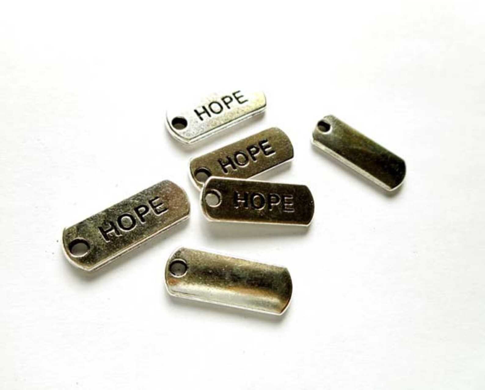 6 Antique Silver Hope Charms 22-3-3 - Etsy