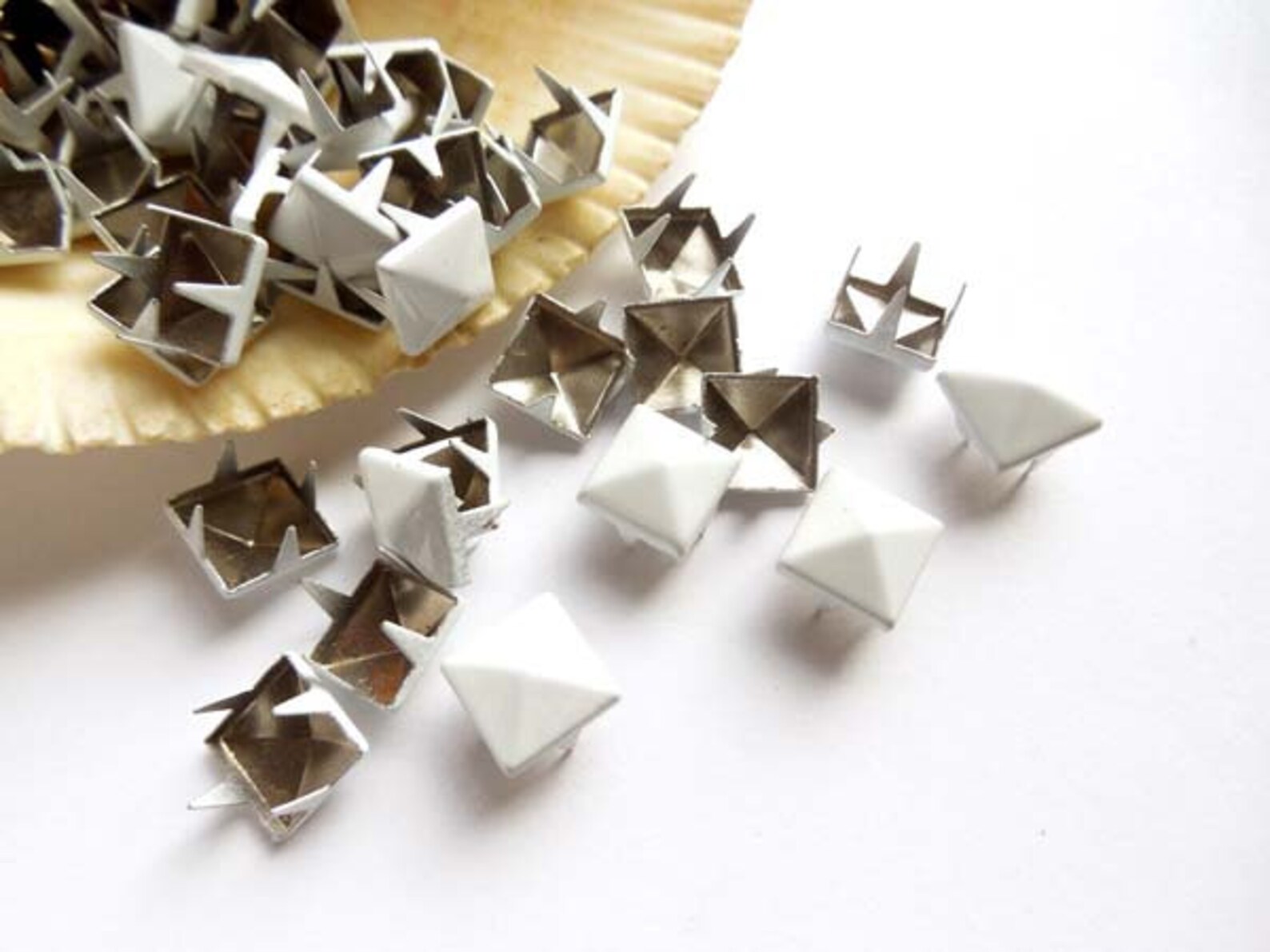 50 White Pyramid Square Studs 9mm 39-20 - Etsy