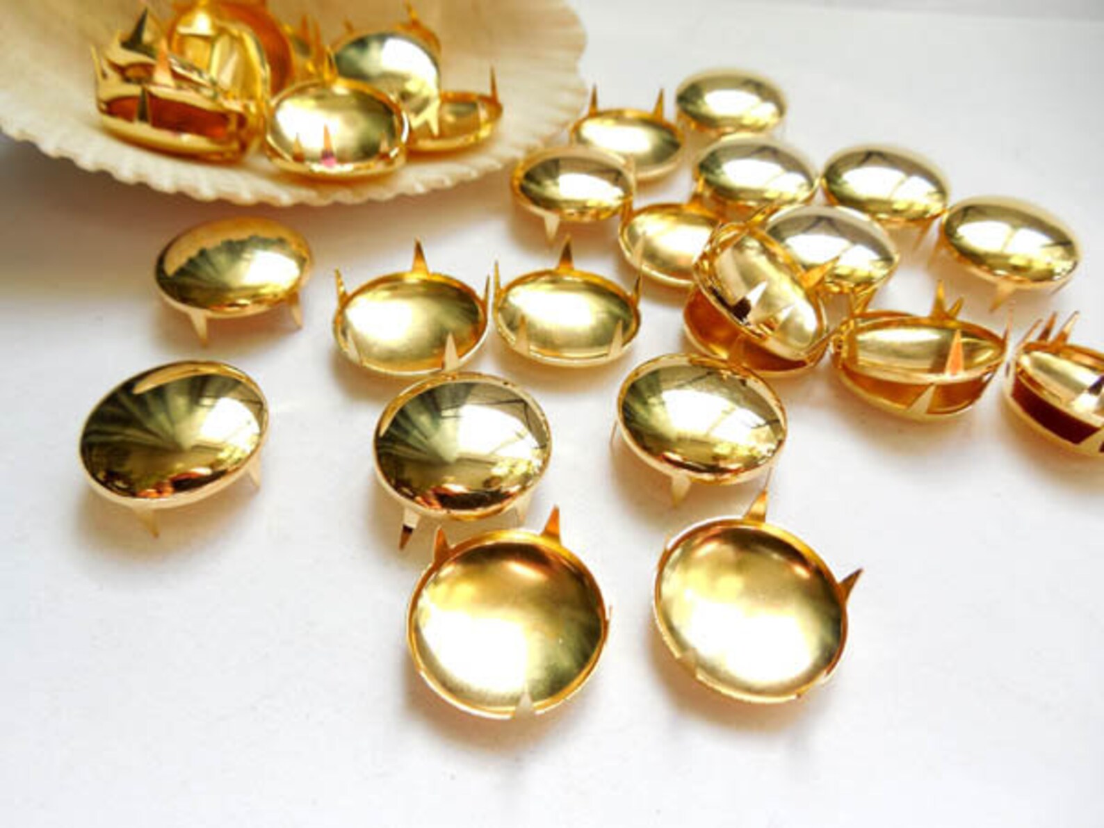 20 Gold Round Dome Studs - 16mm - 32-2-A - Etsy