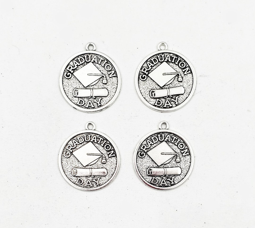 4 Antique Silver Graduation Day Charms - 30-31-2 - Etsy