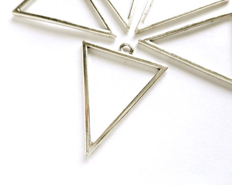 5 Antique Silver Open Triangle Geometric Charms 20-S-6 - Etsy