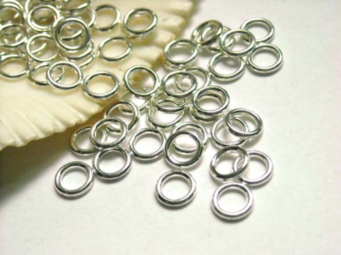 50 or 100 Silver Plated Jump Rings 6mm, Closed Loop - 7-12 - Etsy
